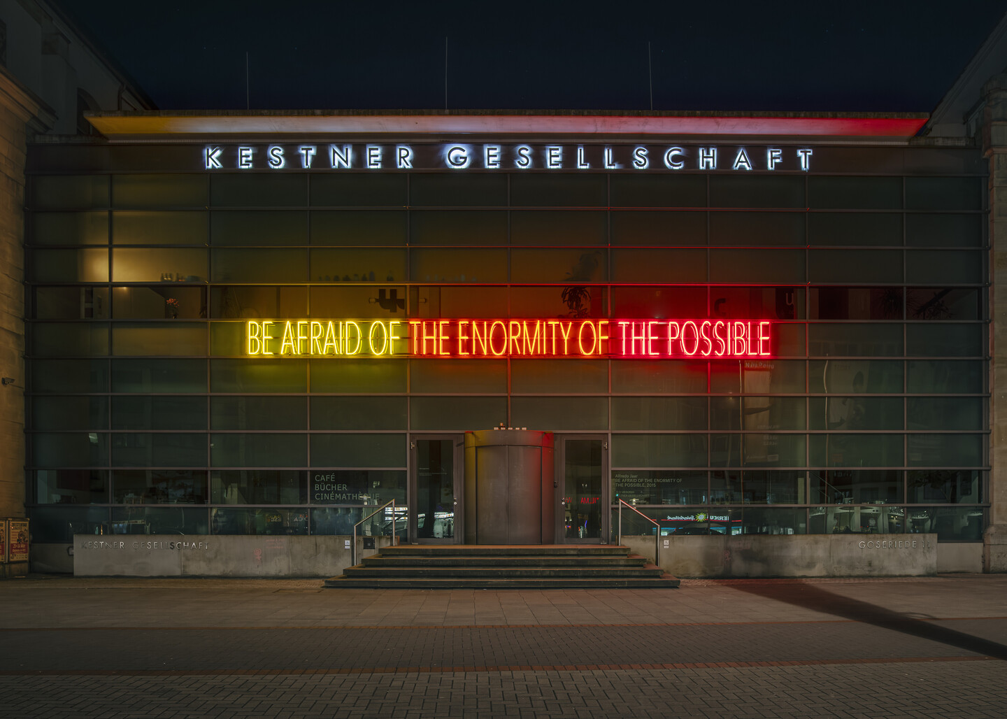 Alfredo Jaar | BE AFRAID OF THE ENORMITY OF THE POSSIBLE - Kestner Gesellschaft