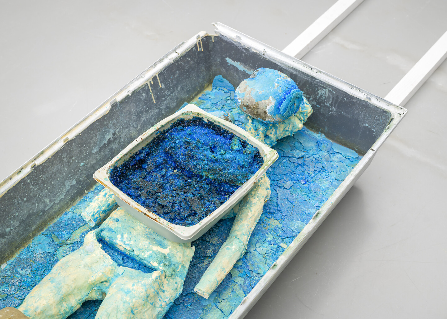 Roger Hiorns | Today - Kestner Gesellschaft